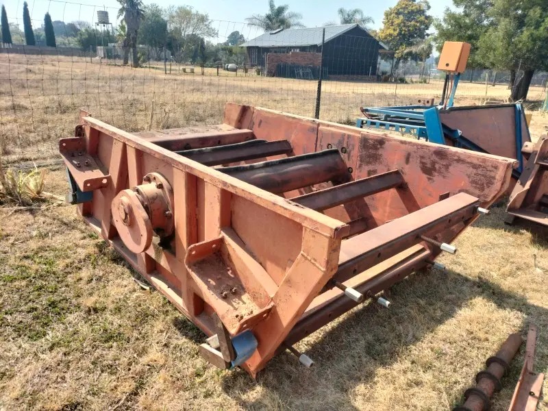Double Deck Screens - 1,420 w x 2,200 L - Africa Mining & Industrial ...